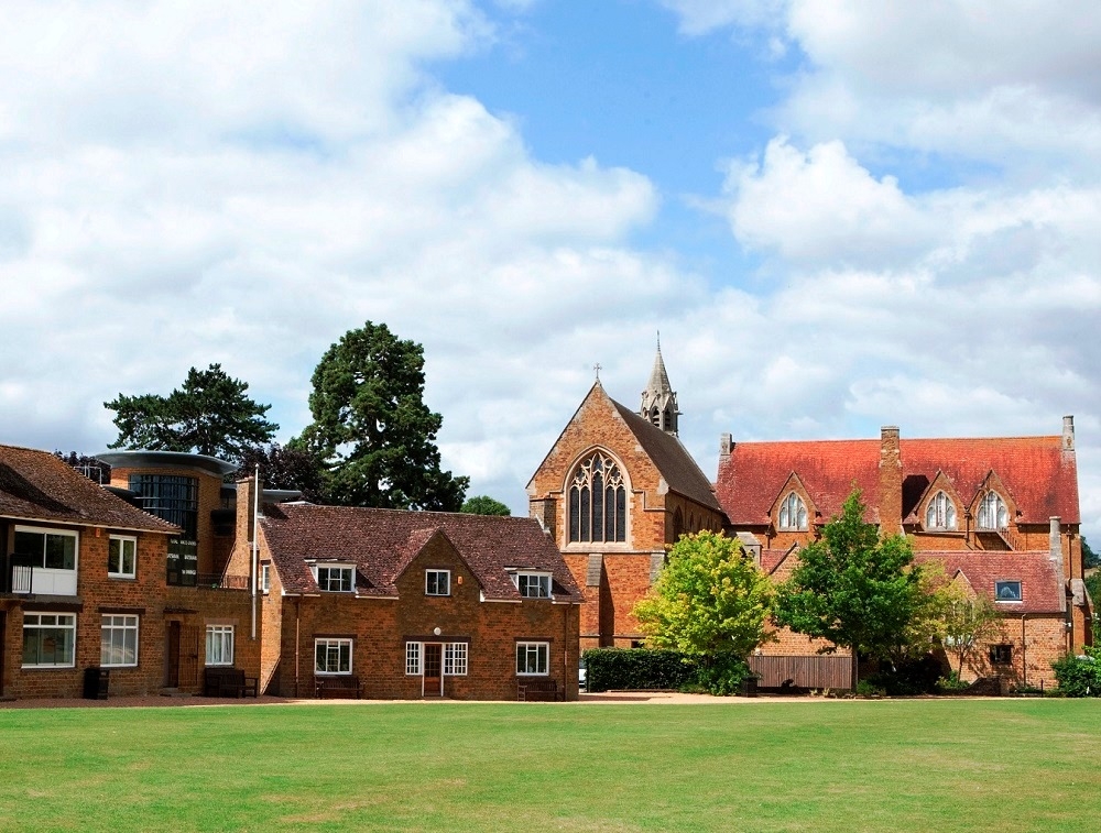 Bloxham School - школа в Великобритании для 11-18 лет - Компания Альбион
